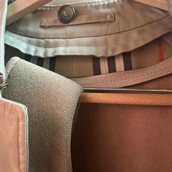 Burberry | Jackets & Coats | Burberry Iconic Trench Coat | Poshmark